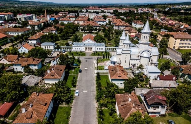 Bihor: Oraşul Ştei şi comuna Borş, la un pas de a deveni staţiuni ...